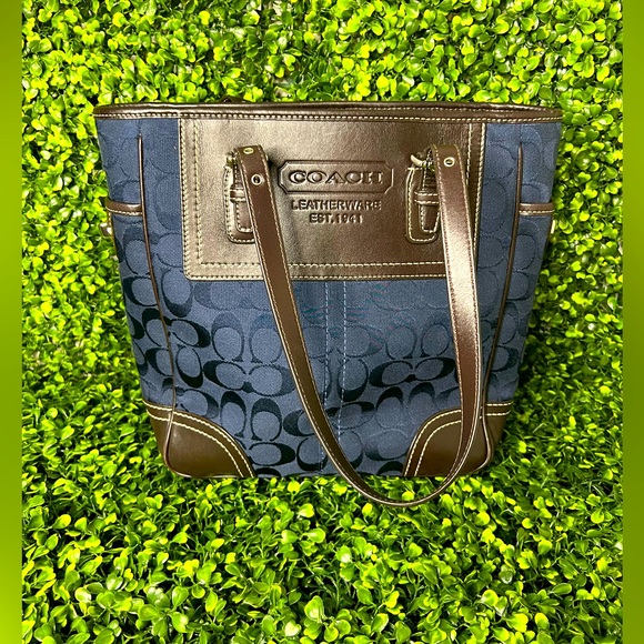 Coach | Bags | Coach Signatures Shoulder Bag | Poshmark